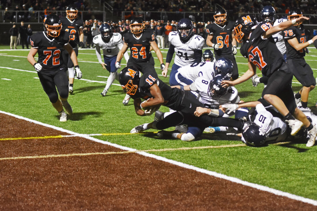 Shining down the stretch | News, Sports, Jobs - Marshall Independent